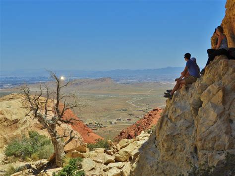 Hiking Red Rock Canyon Las Vegas