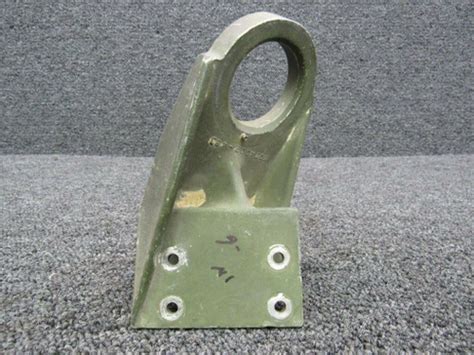 5054002 6 Cessna 421 Engine Mount Bracket