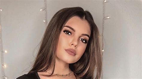 Larawinter Biography 28 Photos Age Height Real Name Instagram