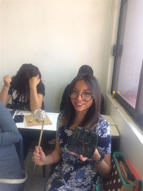 Morrita Nerd Filtrada Cogiendo Mundopack Tv