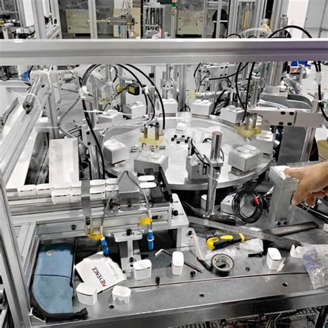 Plastic Cap Assembly Machine Cosmetic Cap Inserting Machine