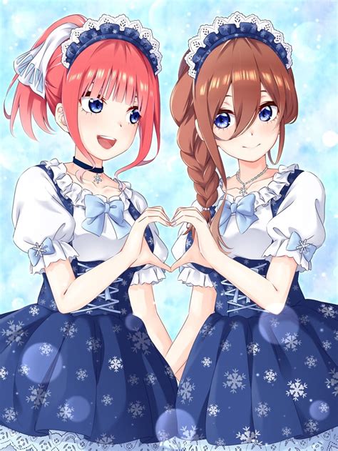 Nakano Nino And Nakano Miku Go Toubun No Hanayome Drawn By Wai