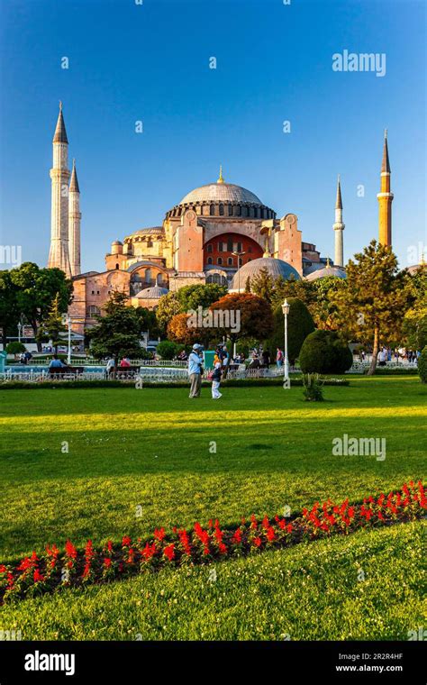 Hagia Sophiaaya Sofia Sultan Ahmet Park Morning Historic Areas Of Istanbul Sultanahmet