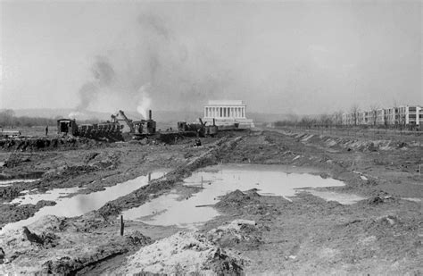 When The Lincoln Memorial Reflecting Pool Sank History