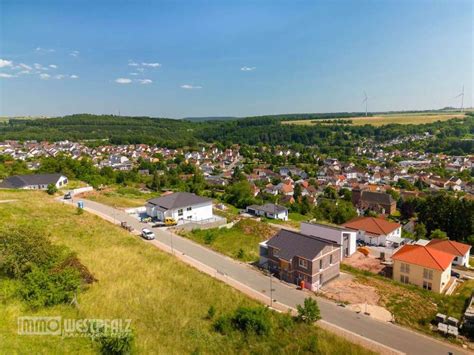 Grundstück Zu Verkaufen In Thaleischweiler Fröschen 99 000 00 € 622 M² In Thaleischweiler