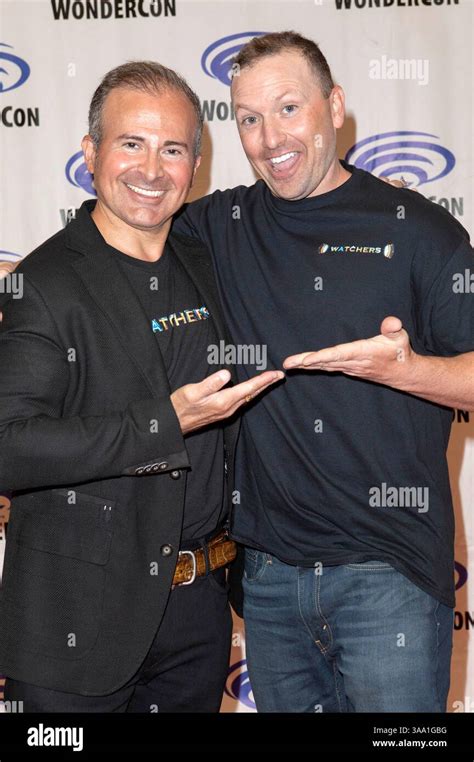 Alexander Gray Und Justin Waldner Beim Photocall Zum Trading Card Game