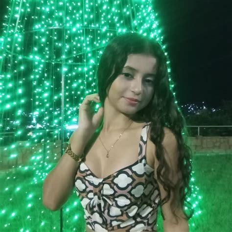 Ana Beatriz Almeida Beatrizxt • Threads Say More