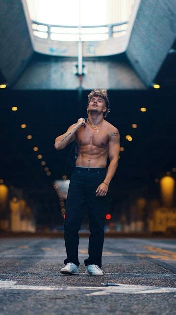 Vik White On Instagram Anatomy Of A Dancer Mj Dance Reels Explorepage Exploremore