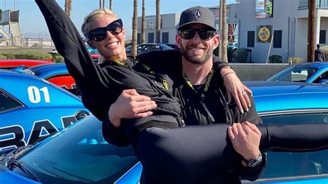 Hgtvs Tarek El Moussa And Heather Rae Young Live A Lavish Life