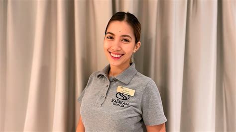 Meet The Crew Qanda With Kristine Seadream Yacht Club