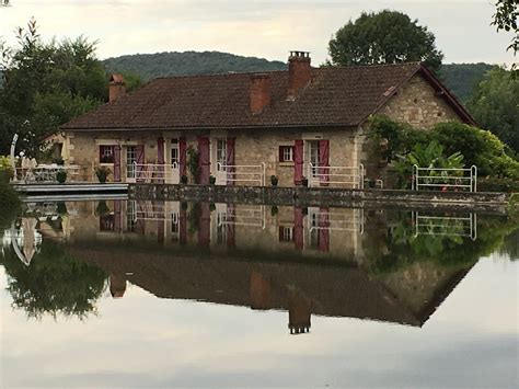 Moulin Rouge Bandb Cenac Et Saint Julien France Tarifs 2022 Mis à