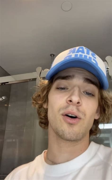 Pin De Torturedpoet 🪶 Em Josh E Noah