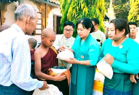 အင်္ဂပူမြို့ သမိုင်းဝင် ရွှေဆံတော်စေတီမြတ်ကြီး၌ မဟာသင်္ကြန်အကြတ်နေ့တ