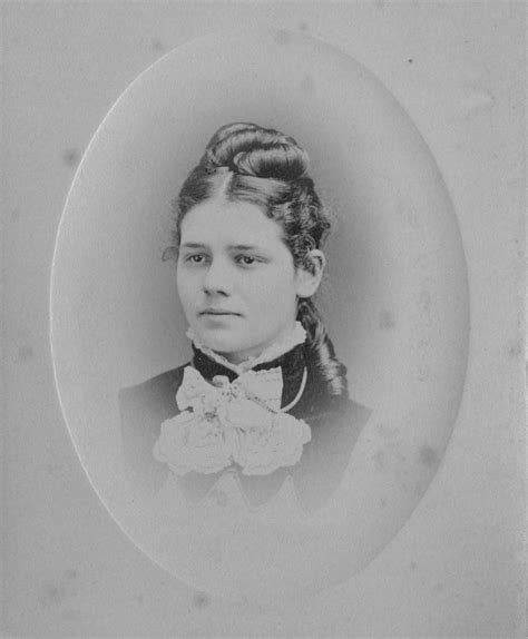 The Uws First Graduate Clara Mccarty Was A Pioneer For Women In Public Service Uw Magazine