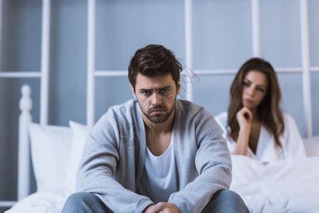 外国夫妻不和谐图片 外国夫妻不和谐素材图片大全 摄图网