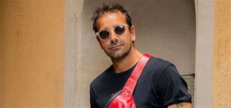 Francesco Coco Berlusconi Mi Tagliò I Capelli Con Manuela Arcuri Amore Vero Ma