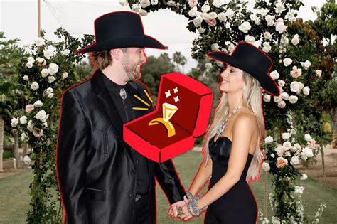 Lainey Wilson Admits It Felt Weird When Her Butt Went Viral