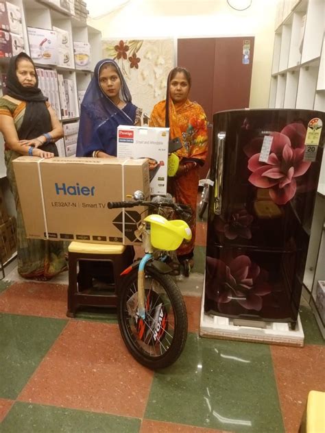 Pratik Banerjee On Linkedin Seeing Our Customers Smile Makes Us Work Harder And Harder