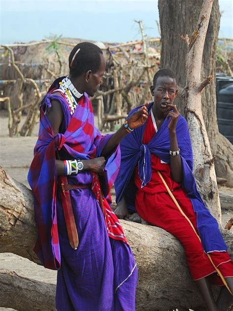 ಇಲ್ಲಿ ಮದುವೆಗೂ ಮುನ್ನ ಯುವಕರು ಹಿರಿಯ ಹೆಂಗಸ್ರ ಜೊತೆ ಮಲಗ್ತಾರೆ Weird Sex