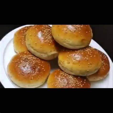 طالبيات كموند