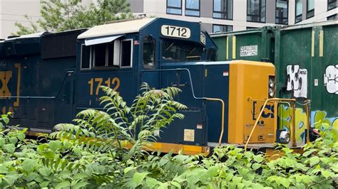 Csx Y102 With 1712 Delivering Parts For Wind Turbines To Fresh Pond