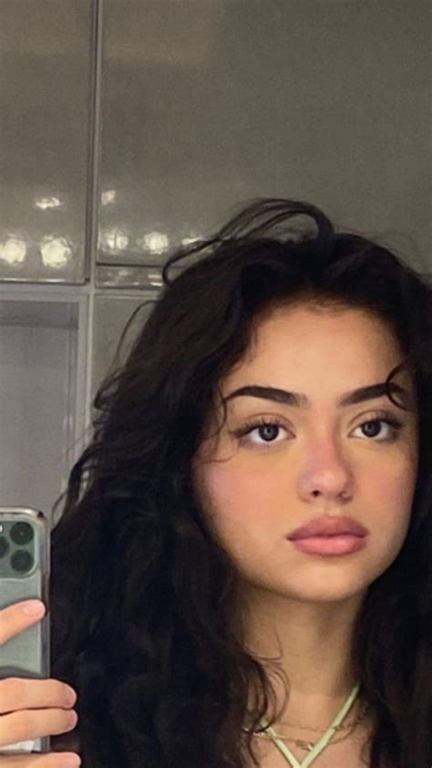 Nailea Devora Fp Haarstijlen Krullend Haar Spaanse Make Up