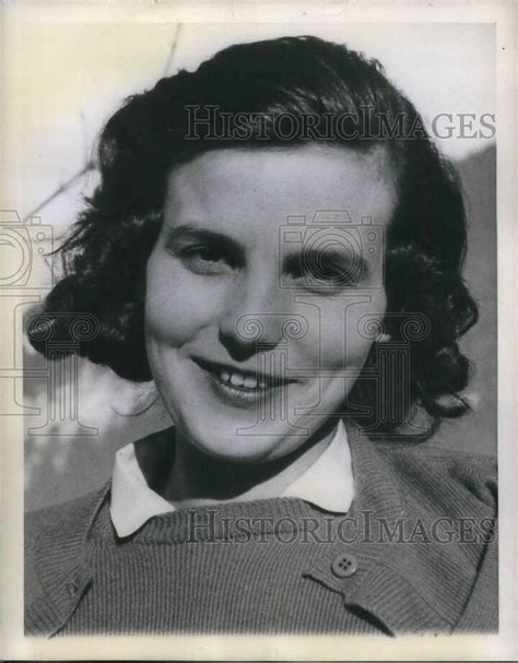 Pin By Steve On Princess Lillian De Rethy In 2024 Press Photo Images