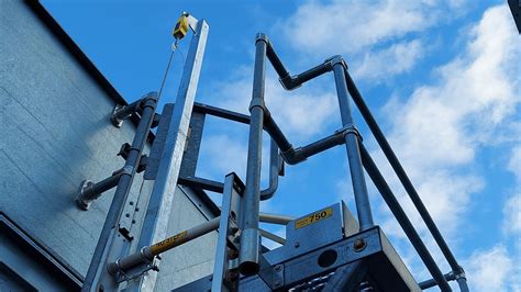 Fixed Ladder Fall Arrest System Ladder Fall Protection System