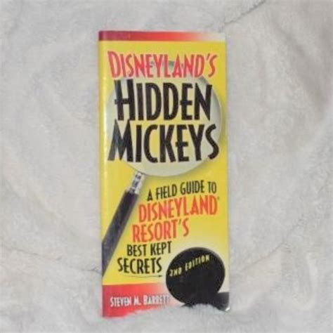 Other 4 For 2 Disneyland Hidden Mickey Bookguide To Parks Best Kept Secrets 2nd Poshmark