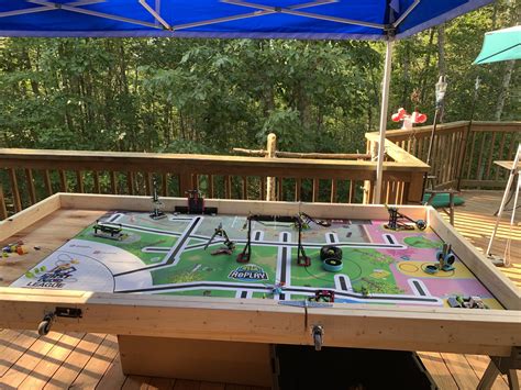 Folding Fll Table — Radioactive Robotics