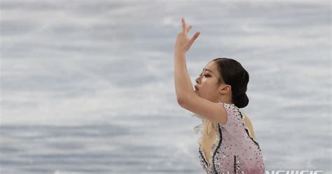 피겨 유영 부상 털고 부활 노린다다른 모습 보일 것