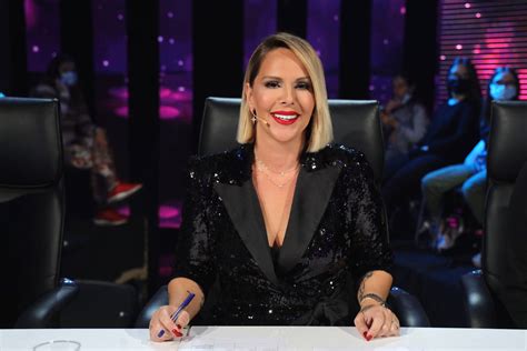 Ana Bučević Danas Slavi RoĐendan Od Supruga Stigla Emotivna Čestitka Foto Grand Online