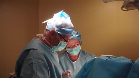 Implants Electrodes Restoring The Use Of The Hand To Quadriplegics