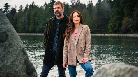 Foxs Crime Drama Murder In A Small Town Has A Stacked List Of Guest Stars