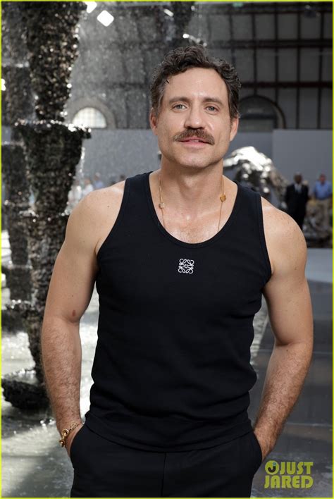 Edgar Ramirez Shows Off His Muscles At Loewe Fashion Show Alongside