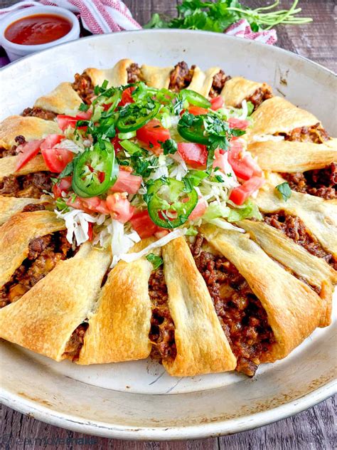 Taco Crescent Ring Eat Move Make