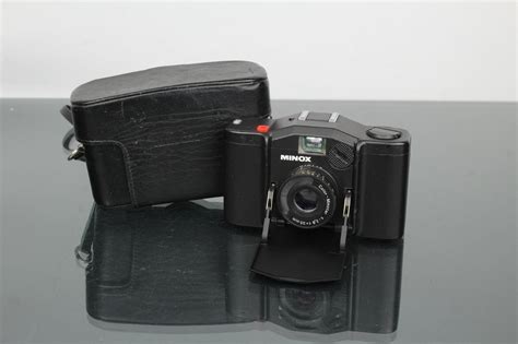 Minox 35 El Review Compact Analog Classic For 2025 Shooters Dutchthrift