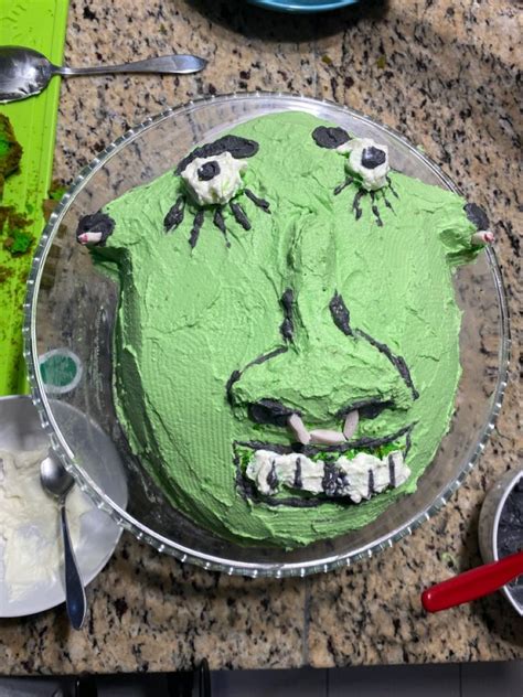 Dazzling Funny Birthday Cake Creations Artofit