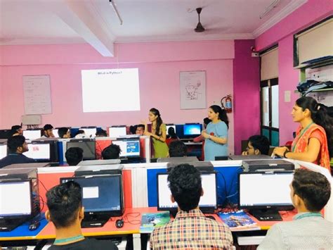 Seminar On “learn Python” Phcet