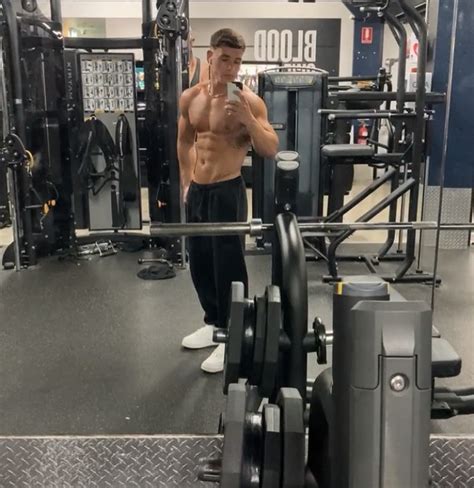 Tom Tomfitness • Instagram Photos And Videos