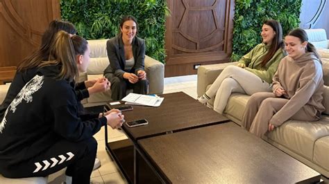 Vujović Važno Je Stvoriti Atmosferu U Kojoj će Devojčice želeti Da Ostanu U Rukometu