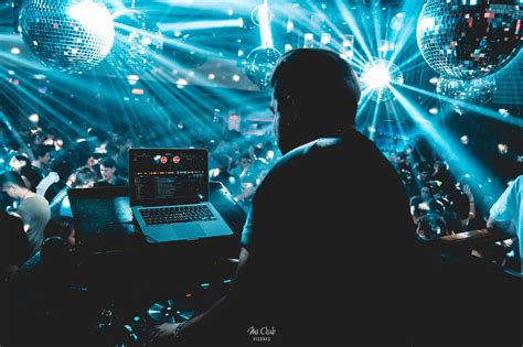 El Salvador64 Sex Otro De Los Ingresos De Esta Semana Es Este Catsuite Divino De Red Tenemos