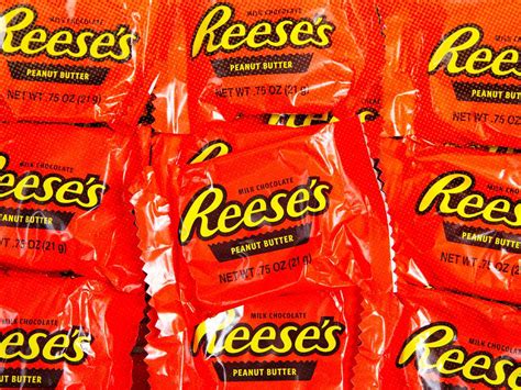 Reeses Launches Cluster Bites