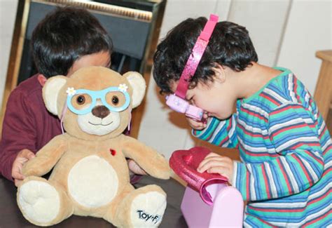 Doc Mcstuffins Eye Doctor Bag Play Set Review In The Playroom