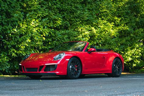 Porsche 911 Carrera Gts Cabriolet