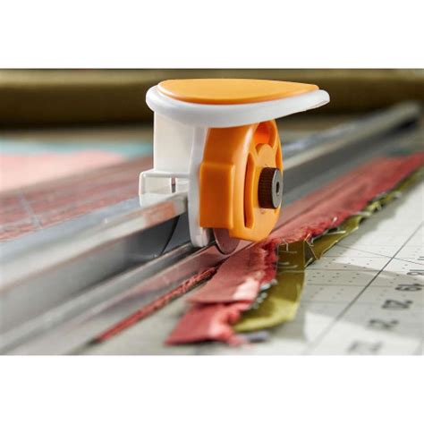 Fiskars Rotary Cutter And Ruler Combo 6 X 24 Old Mill Quilting