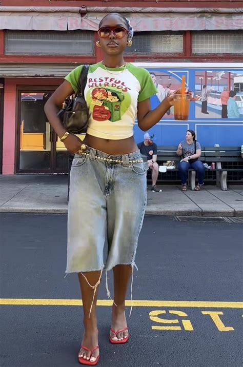 2000s Cookout Outfit Vintage Market Outfit Retro Street Graphic Tee Platform Sandals Outfit