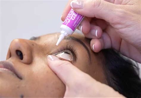 Ointment Gel Application Dry Eye Association