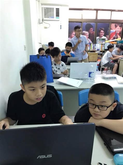 房角石文理補習班 大雅館 科學創新實驗室day1 webduino 基礎教學 在 webduino