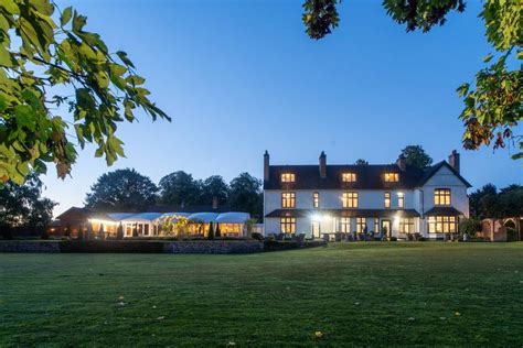 Ashton Lodge Country House A Timeless Warwickshire Wedding Venue With